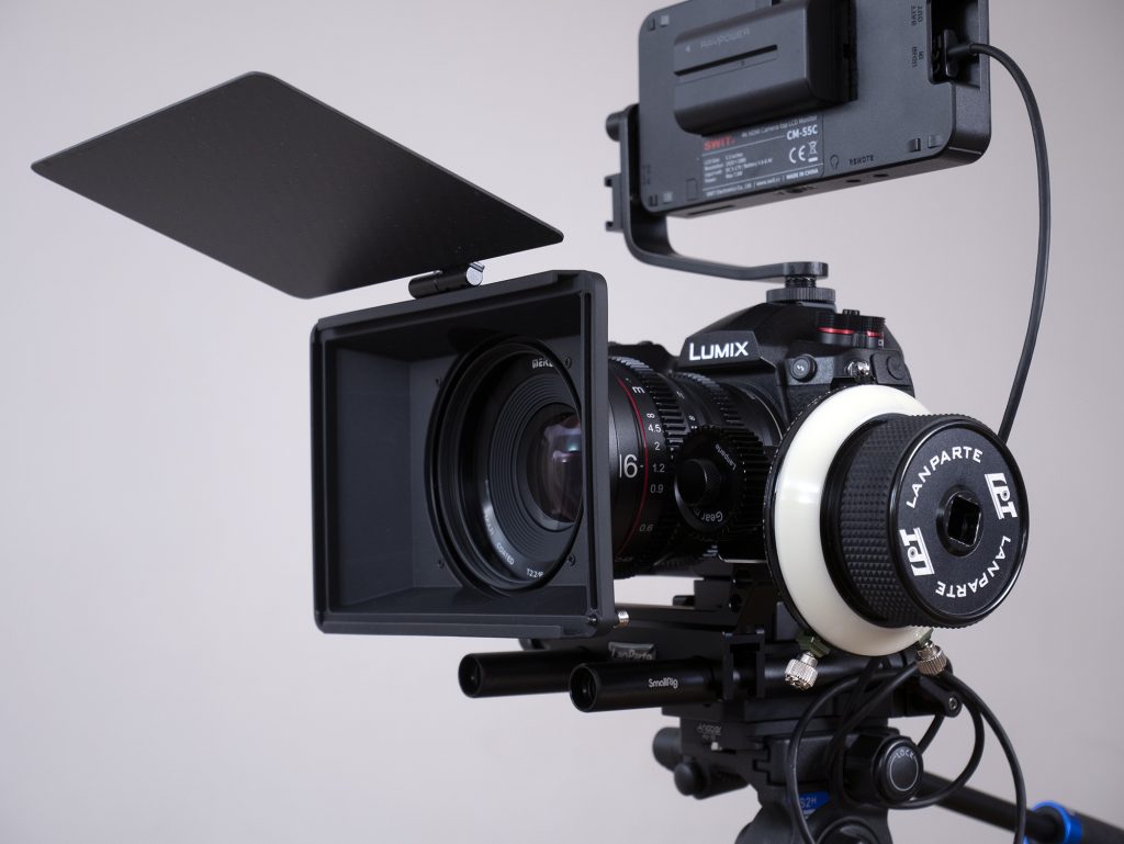 Cinema lenses, follow focus and compact rigs – Dr Badphil